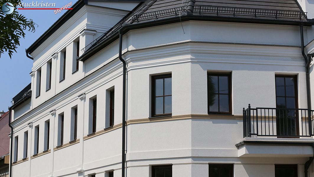Dachgesims Dekoration Ideen zur Fassadengestaltung mit Stuck